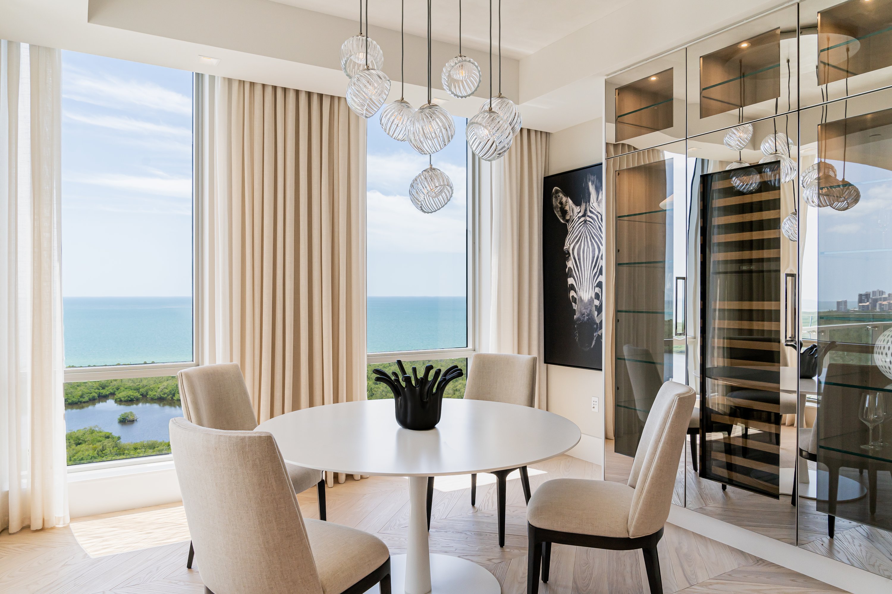 5 Interior Design Tips For Your Luxury Beach Condo